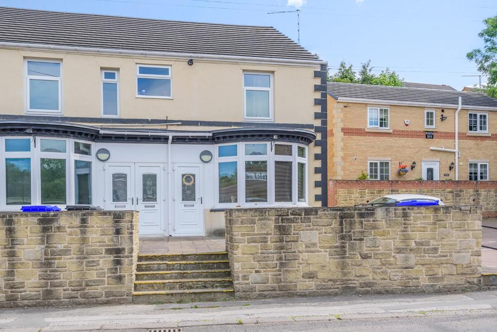 FLAT 2 - 799 Sheffield Road, Unstone... 2 bed apartment - £110,000
