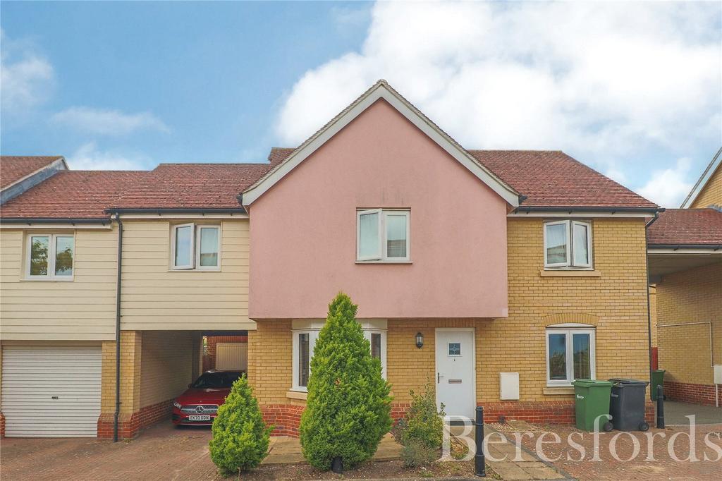 Sneezum Walk, Witham, CM8 4 bed link detached house - £465,000
