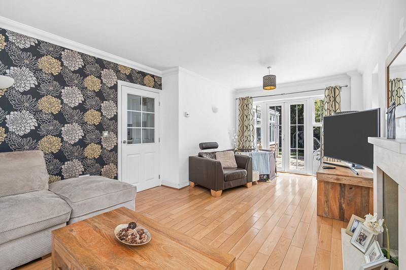 Jarvis Fields Bursledon Southampton Hampshire So31 8af 5 Bed