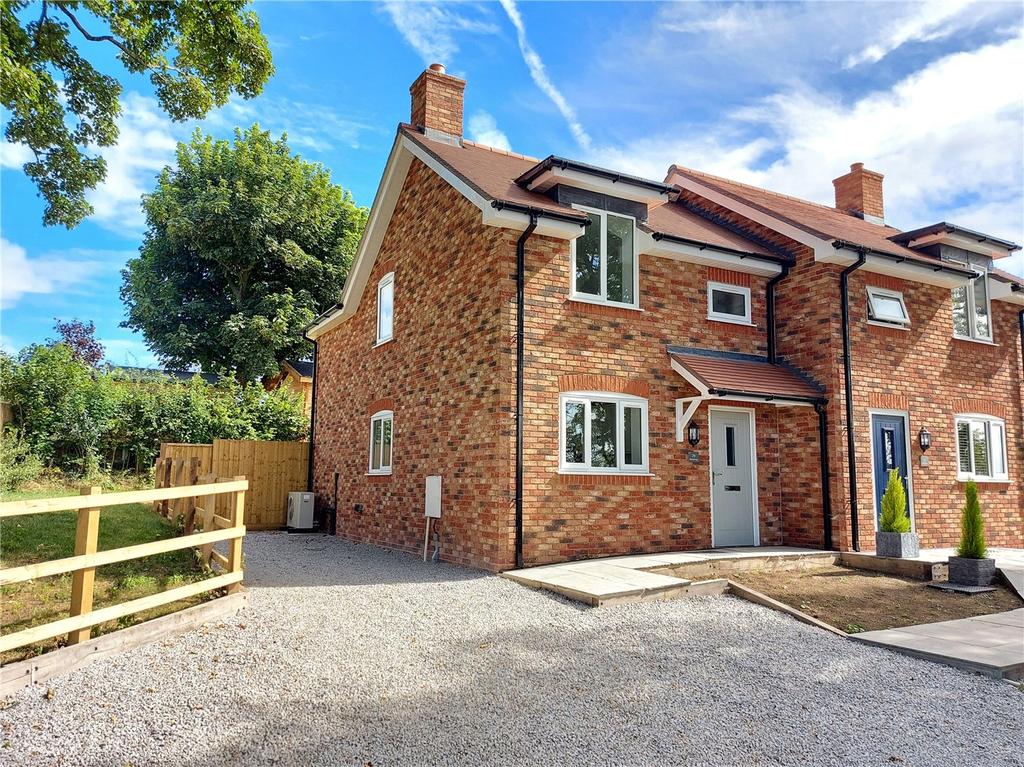 St Marys Close, Sixpenny Handley... 3 bed semi-detached house - £350,000