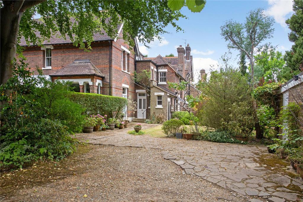 Stratford Road, Watford, WD17 4 bed apartment - £650,000