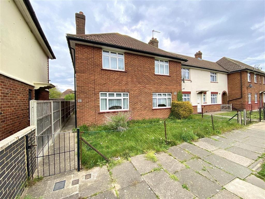 Botwell Common Road, Hayes, Middlesex, UB3 1JD 4 bed semi-detached ...