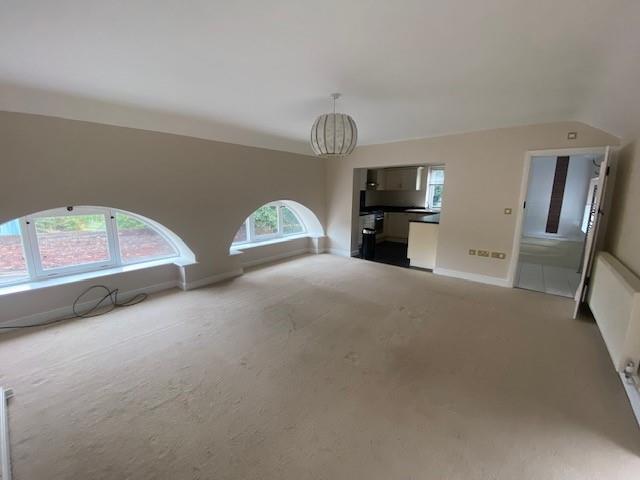 Dosthill Hall, Blackwood Road, Tamworth, Staffordshire 1 bed flat - £ ...