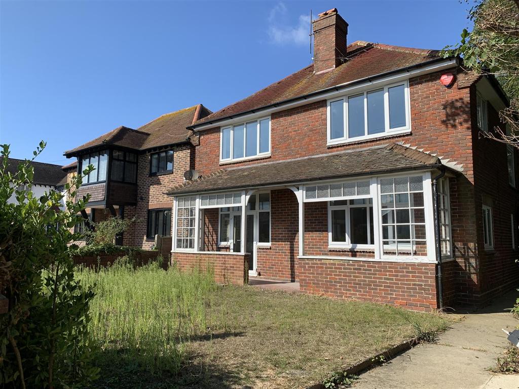 Bromstone Road, Broadstairs 4 bed house - £1,600 pcm (£369 pw)