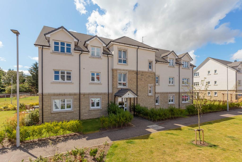 3 Flat 3 Byrne Crescent, Balerno, EH14 2 bed flat - £270,000