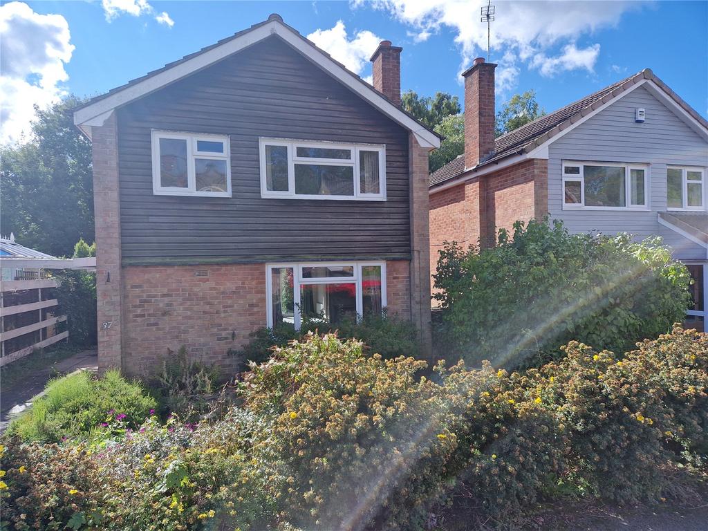 Ashmead Rise, Cofton Hackett... 3 bed detached house - £329,950