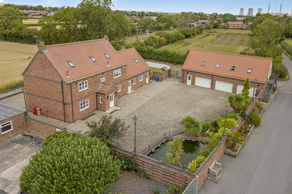 Infield Lane, Habblesthorpe, Retford 5 bed detached house - £1,500,000