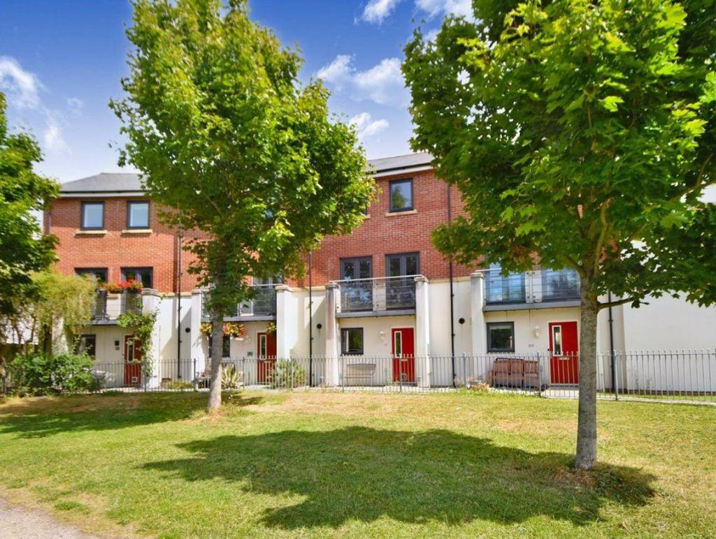 Guillemot Road, Portishead 4 bed house - £2,000 pcm (£462 pw)