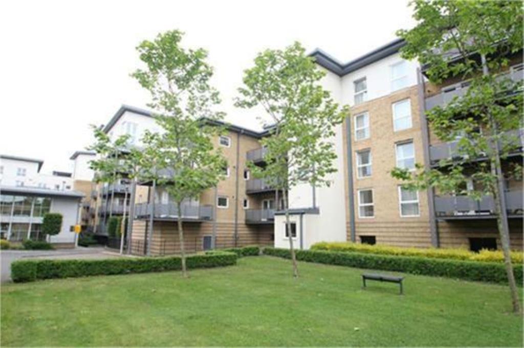Cassio House, Manhattan Avenue... 2 bed flat - £1,500 pcm (£346 pw)