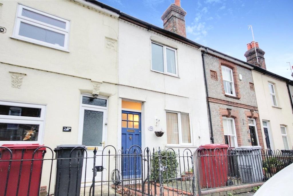 Elgar Road, Reading, Berkshire, RG2 2 bed terraced house - £325,000