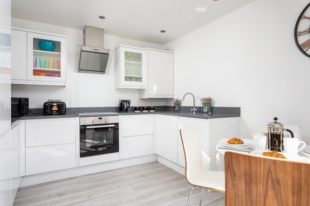 Norwood Road, Cheltenham GL50 2GB 2 bed semi-detached house - £1,500 ...