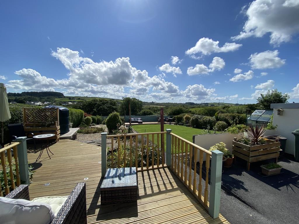 Lletty Road, Upper Tumble 2 bed detached bungalow - £299,950