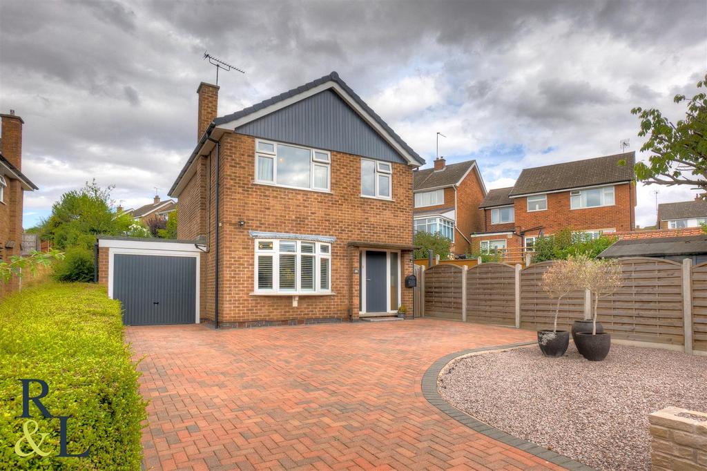 Wynbreck Drive, Keyworth, Nottingham 3 bed detached house - £340,000