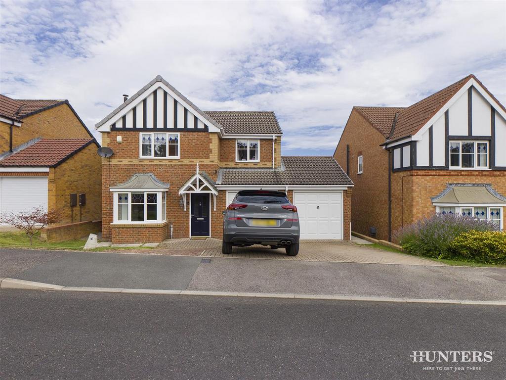 Castle Court, Castleside, Consett 4 bed house - £269,950