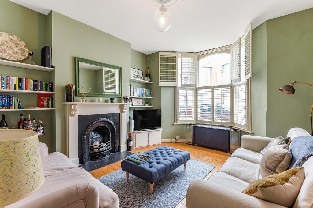 Saltoun Road, Brixton 2 bed flat - £600,000