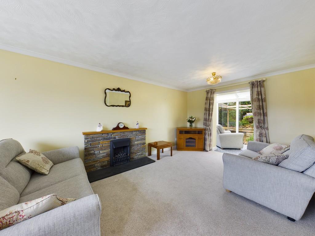 Margaret Close Ogwell 2 Bed Detached Bungalow £375 000