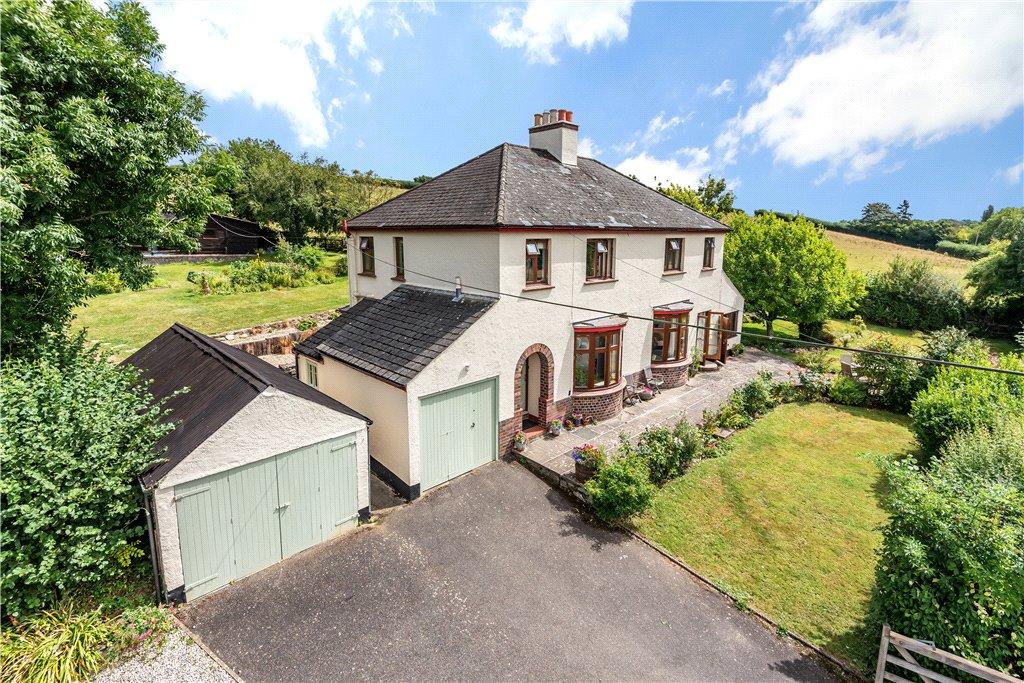 Broadhempston, Devon 4 bed detached house - £900,000