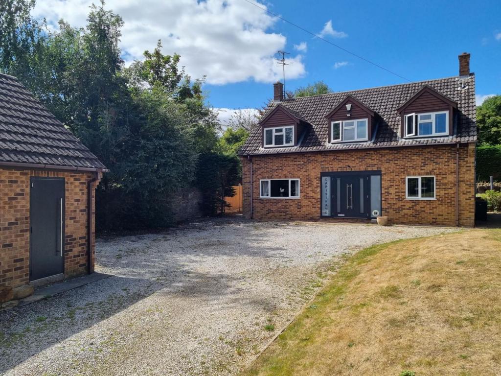 Well Lane, Welton, Northamptonshire... 4 bed detached house - £695,000