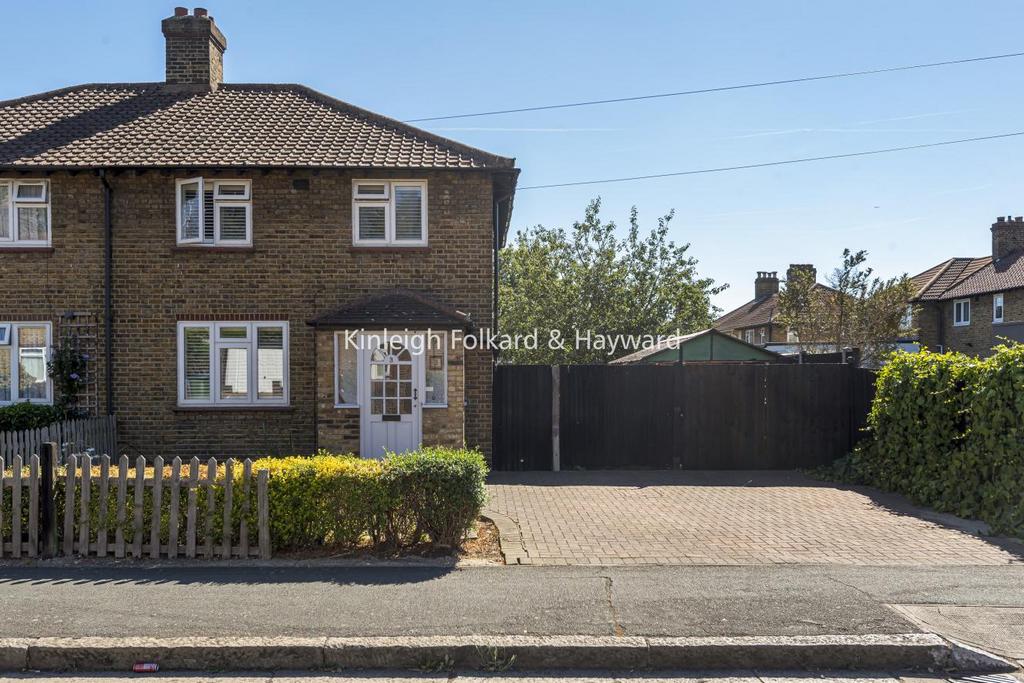 Edgeworth Road, Eltham 3 bed semi-detached house - £519,950