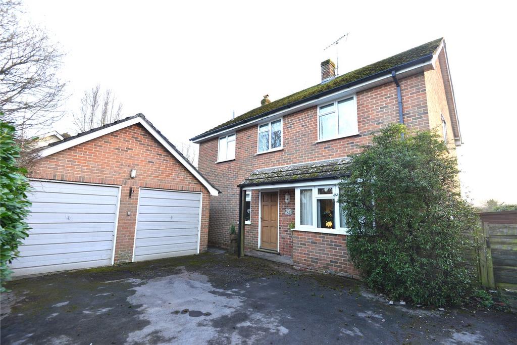 Martin, Fordingbridge, SP6 4 bed detached house for sale - £689,950
