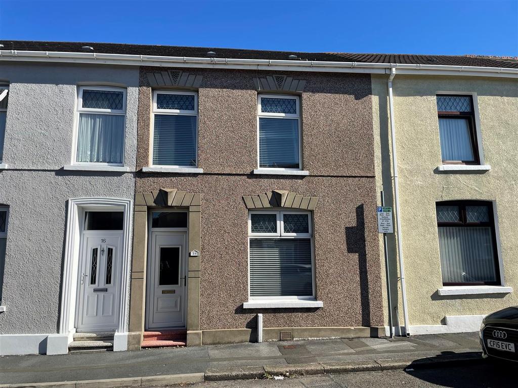 Greenway Street, Llanelli 3 bed terraced house - £95,000