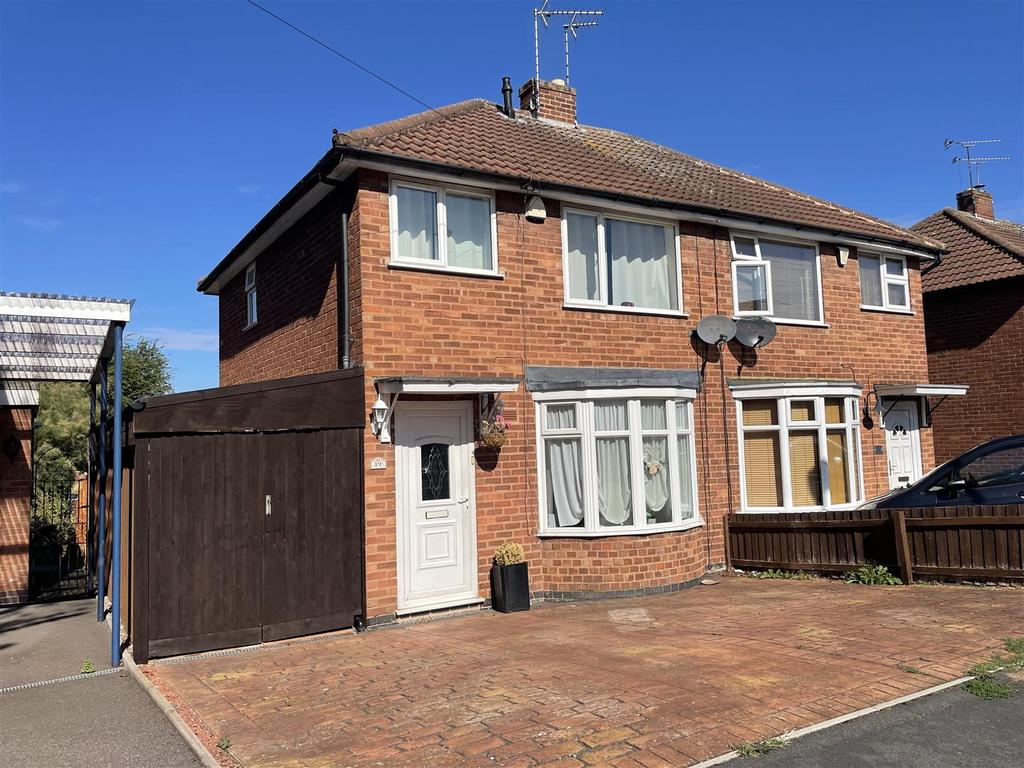 Ledwell Drive, Glenfield, Leics 3 bed semi-detached house - £225,000