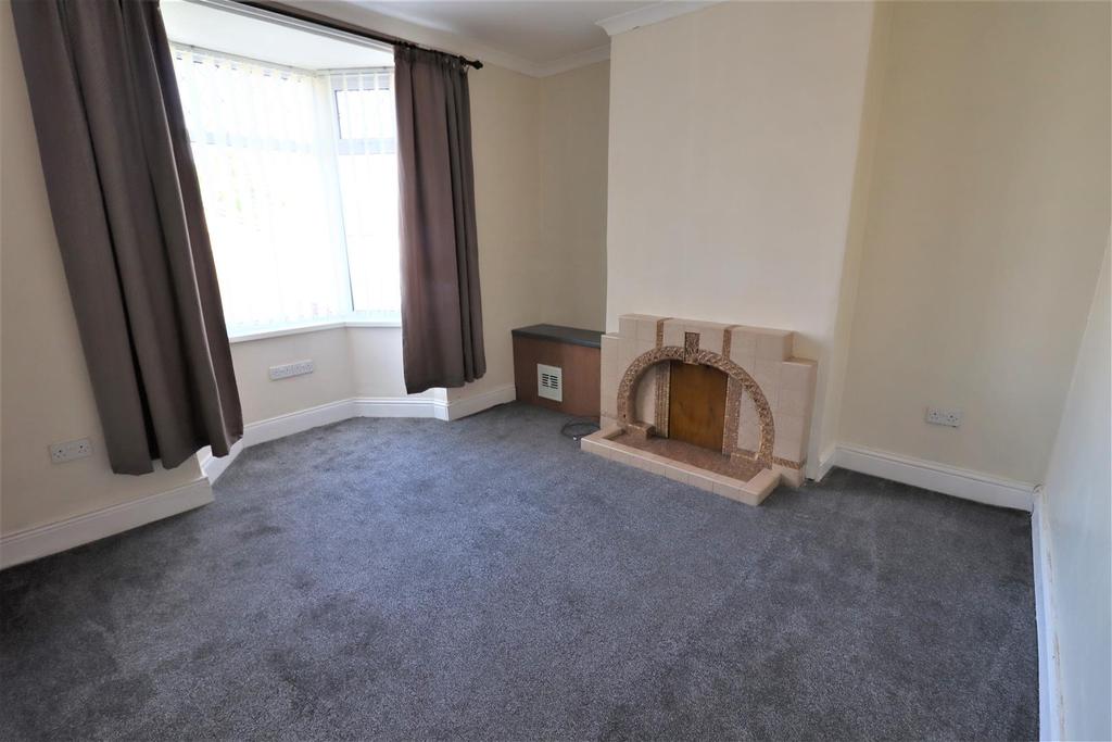 Meadow View, West Auckland, Bishop Auckland 2 bed terraced house - £450 ...