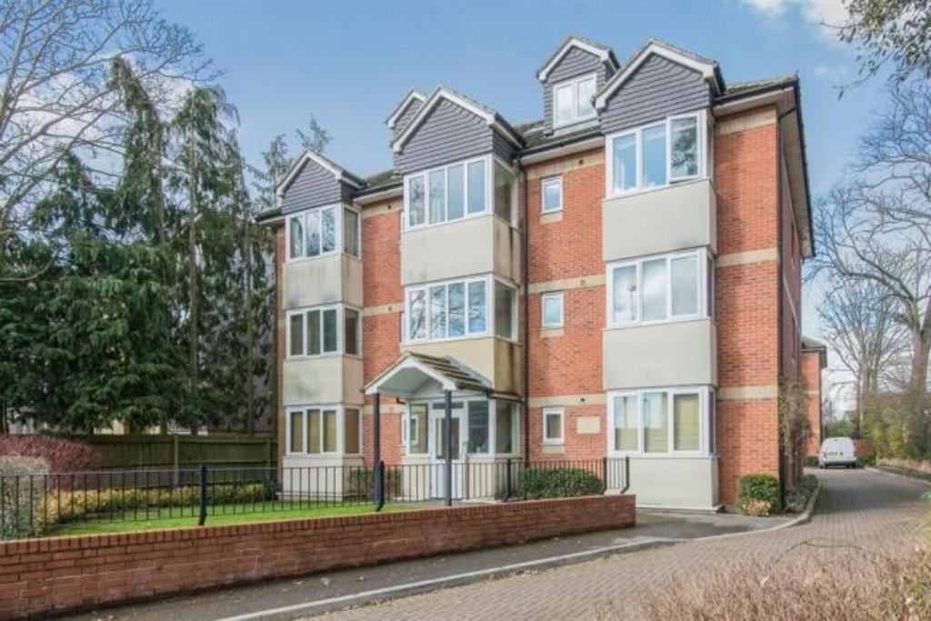 Regents Park, Southampton 1 bed apartment - £169,950