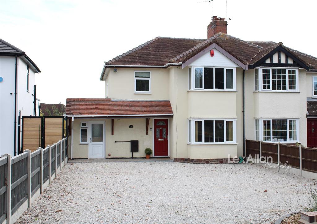 High Park Avenue Stourbridge 3 Bed Semi Detached House £360 000