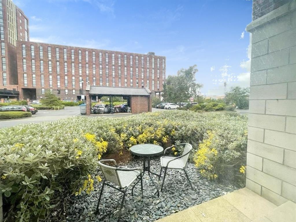 Waterloo Road, Liverpool, L3 0BS 2 bed flat - £160,000