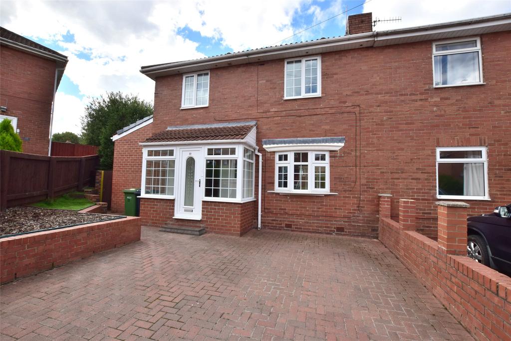 Chestnut Gardens, Gateshead, NE8 2 bed semi-detached house - £875 pcm ...