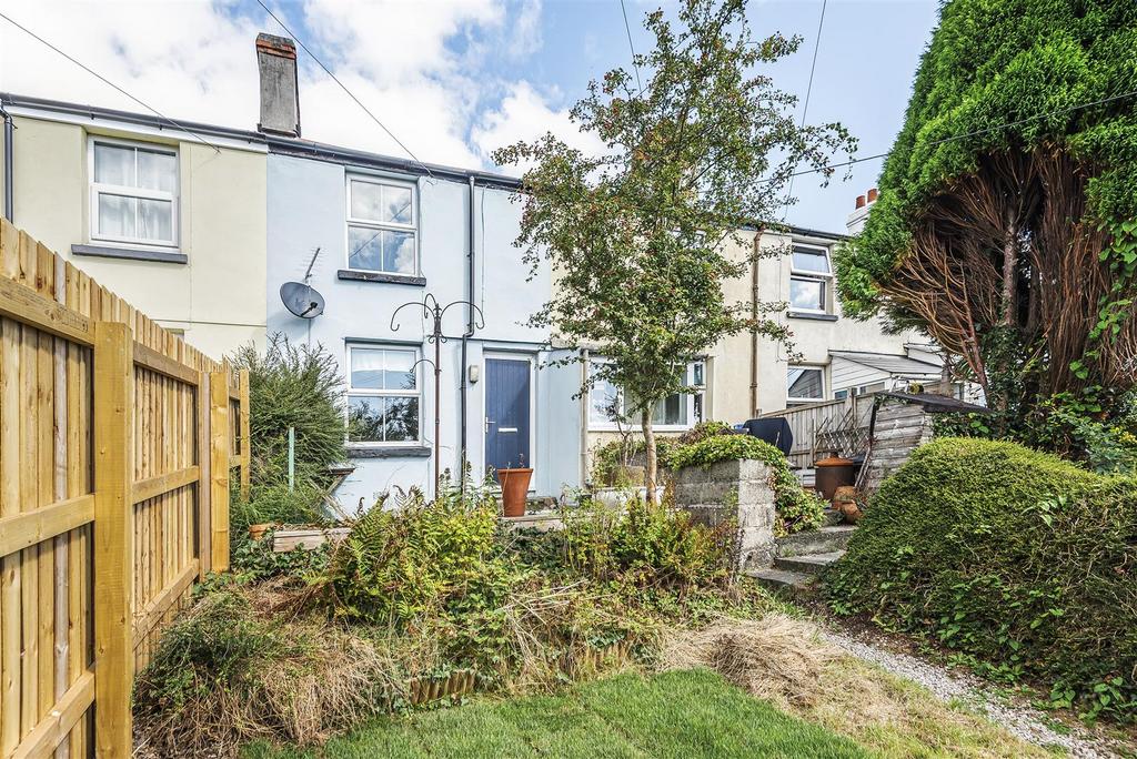Launceston 2 bed terraced house - £139,950