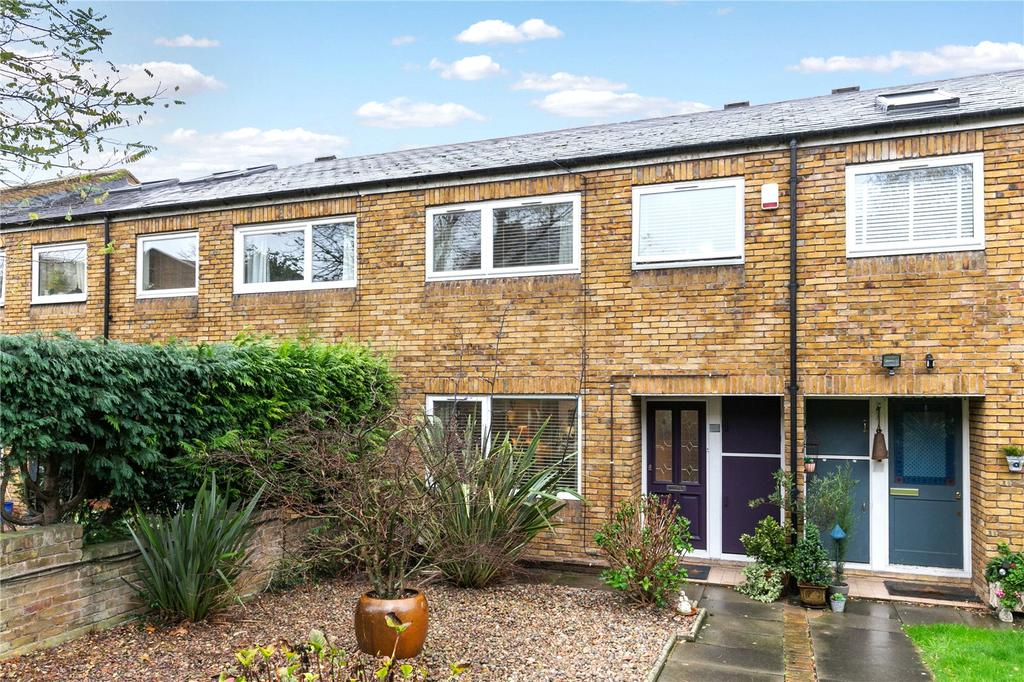 Bartholomew Close, London, SW18 3 bed terraced house for sale - £750,000