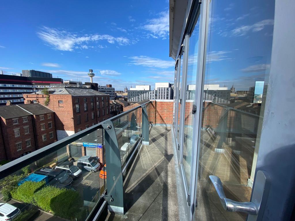 35 Bridport Street, Liverpool L3 1 bed apartment - £800 pcm (£185 pw)