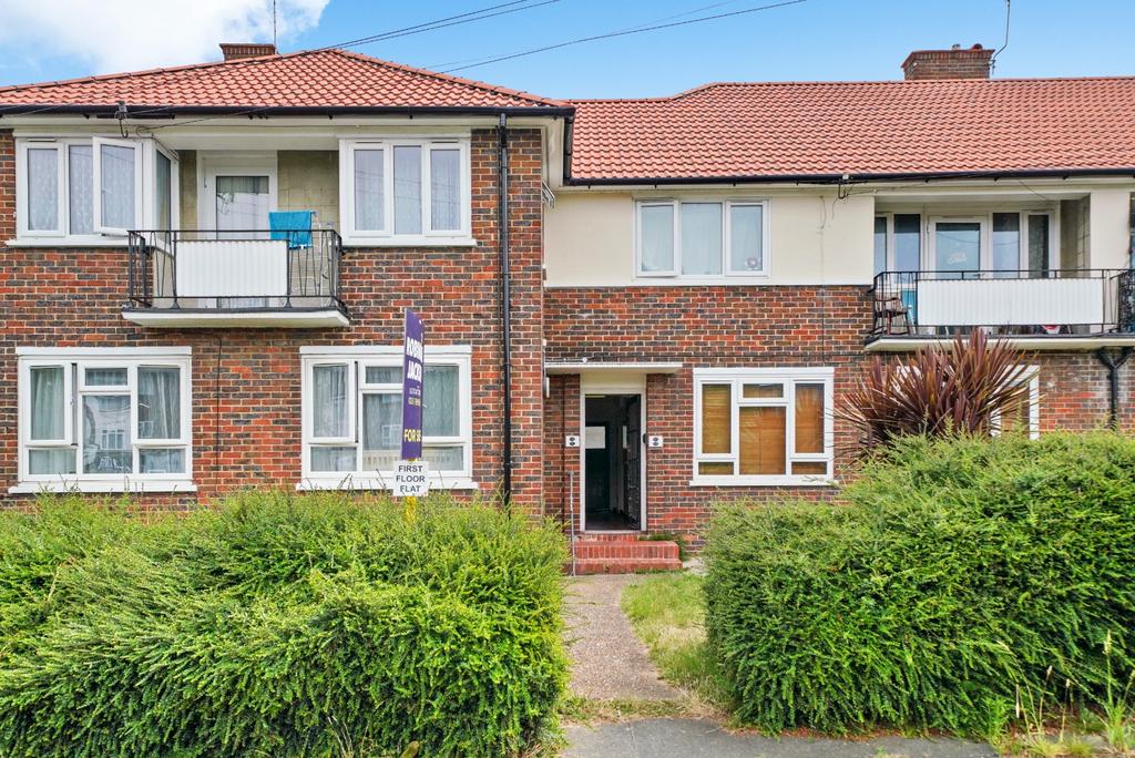 Bromley Hill, Bromley, Kent, BR1 4NA 1 bed flat - £1,000 pcm (£231 pw)