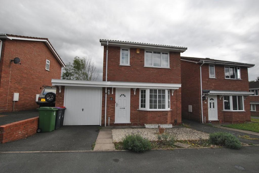 Earls Drive, Aqueduct, Telford, TF4 3SR. 3 bed detached house - £200,000