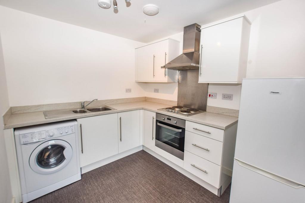 Llys Nantgarw, Wrexham, LL13 2 bed flat - £675 pcm (£156 pw)