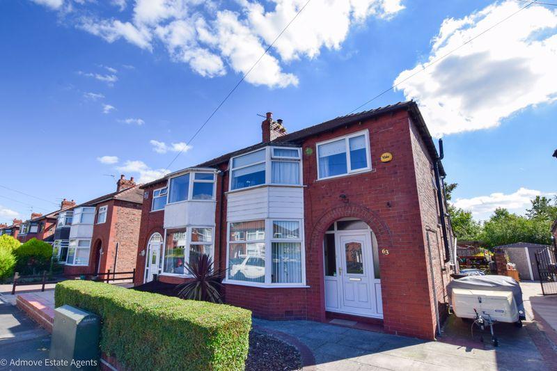 Downs Drive, Timperley, WA14 5QT 3 bed semi-detached house - £400,000