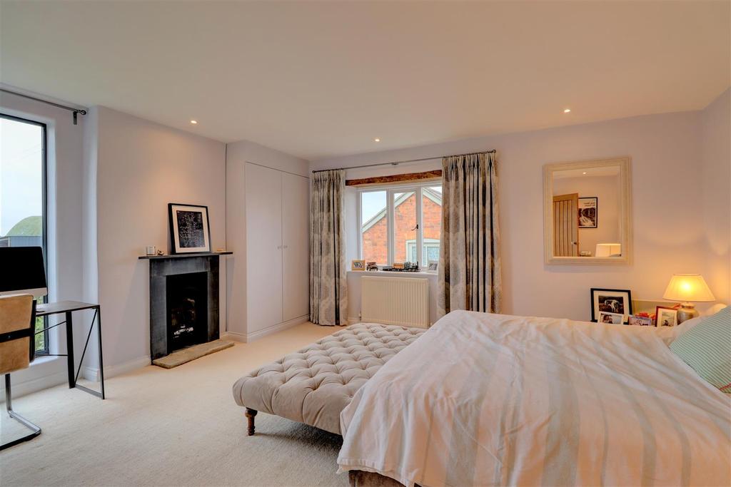 Springfield Farm, Brailes, Banbury 4 bed detached house - £3,500 pcm (£ ...