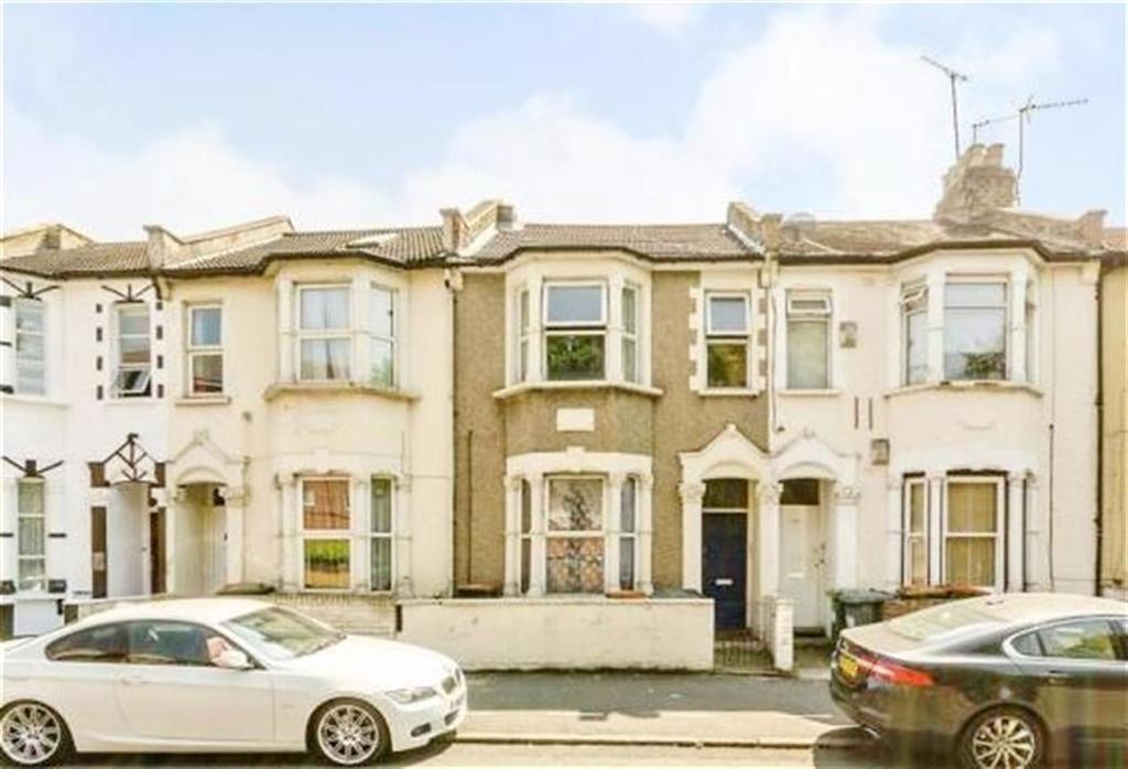 Vicarage Lane, Stratford, London, E15... 2 bed flat - £270,000