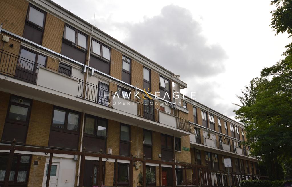John McDonald House, Glengall Grove... 2 bed flat - £1,850 pcm (£427 pw)