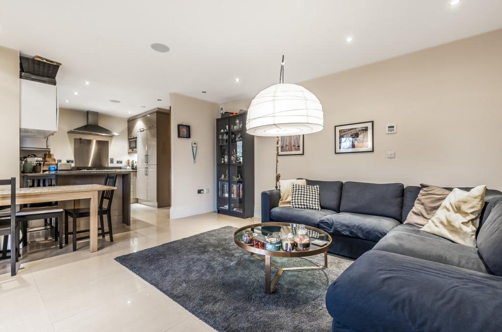 Sydenham Hill Sydenham SE26 2 bed apartment - £2,000 pcm (£462 pw)