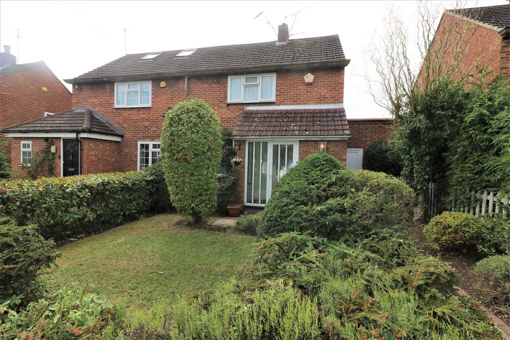 Wilshere Road, Welwyn, AL6 2 bed semi-detached house - £1,450 pcm (£335 pw)