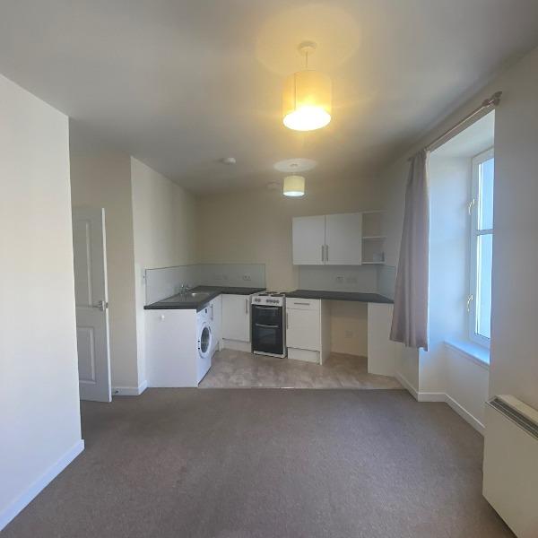 Stormont Street, Perth, Perthshire, PH1 1 bed flat - £450 pcm (£104 pw)