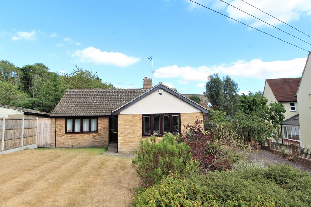 Station Road, Wakes Colne, Colchester, CO6 2DS 3 bed detached bungalow ...