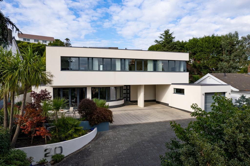 Brynau Drive, Mayals, Swansea, SA3 4 bed detached house - £1,500,000