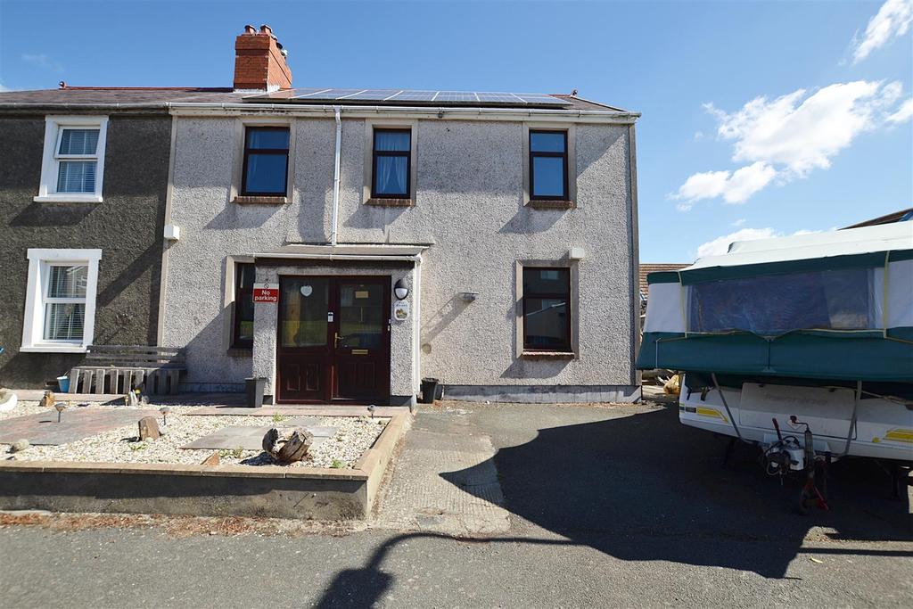 Gelliswick Road, Hakin, Milford Haven 6 bed semi-detached house for ...