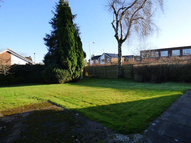 Highfield Road, Stockport, SK7 6 bed detached house - £450 pcm (£104 pw)