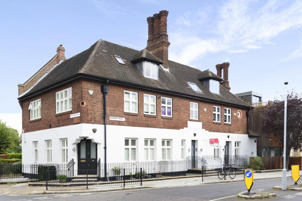 Knatchbull Road, Camberwell 2 bed flat - £565,000