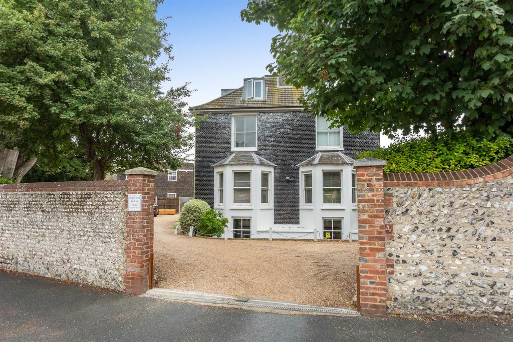 Old London Road, Brighton 2 bed flat - £350,000
